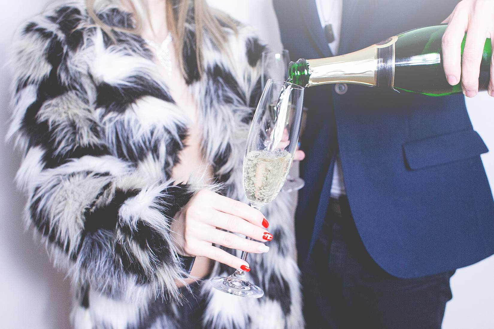 Four Tips to Turn a Silent Auction into a Virtual Party - Fundraising ...